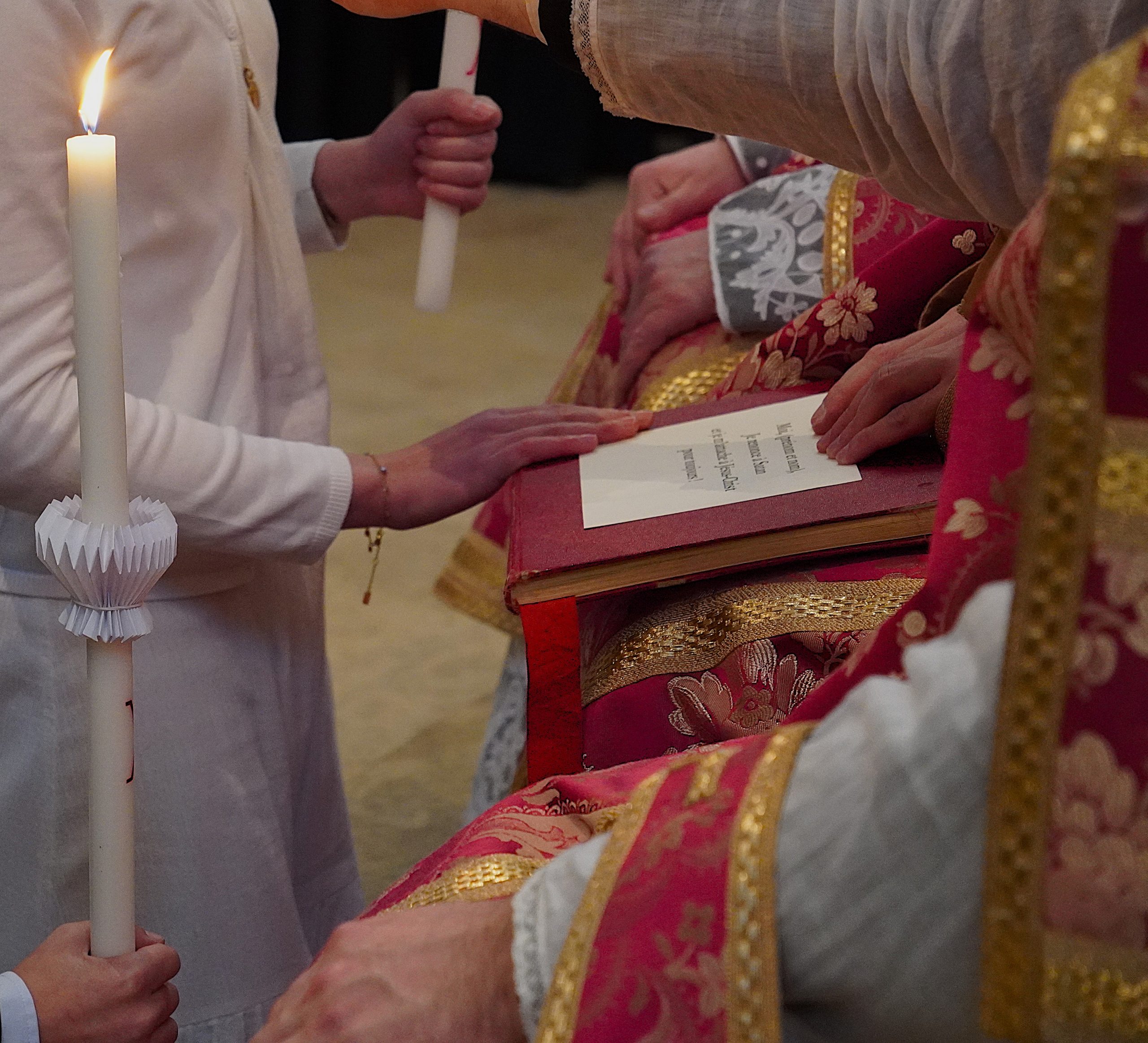 Photos des Professions de Foi - La Fraternité Sacerdotale Saint-Pierre ...